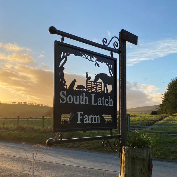 Bespoke Swinging Farm Sign – Black Fox Metalcraft Ltd